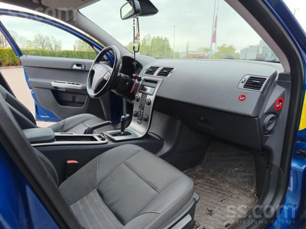 Zils Volvo V50 2007 Rīga, ar dzinēja tilpumu 2.40 L un nobraukumu 0 tūkst. km par 1400 €, foto 8 vietnē AUTOMOTO.COM.LV