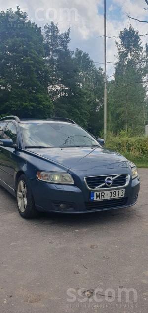 Zils Volvo V50 2007 Rīga, ar dzinēja tilpumu 2.40 L un nobraukumu 314 tūkst. km par 2800 €, foto 5 vietnē AUTOMOTO.COM.LV