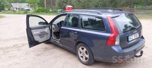 Синий Вольво В50 2007 в Даугавпилс, объемом двигателя 1.60 л и пробегом 225 тыс. км за 1600 €, фото 3 на AUTOMOTO.COM.LV