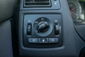 Zils Volvo V50 2007 Liepāja, ar dzinēja tilpumu 2.00 L un nobraukumu 184 tūkst. km par 4250 €, foto 20 vietnē AUTOMOTO.COM.LV