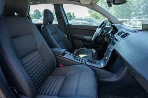 Zils Volvo V50 2007 Liepāja, ar dzinēja tilpumu 1.60 L un nobraukumu 2787 tūkst. km par 3700 €, foto 13 vietnē AUTOMOTO.COM.LV