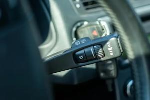 Zils Volvo V50 2007 Liepāja, ar dzinēja tilpumu 1.60 L un nobraukumu 2787 tūkst. km par 3700 €, foto 20 vietnē AUTOMOTO.COM.LV