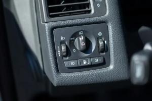 Zils Volvo V50 2007 Liepāja, ar dzinēja tilpumu 1.60 L un nobraukumu 2787 tūkst. km par 3700 €, foto 22 vietnē AUTOMOTO.COM.LV
