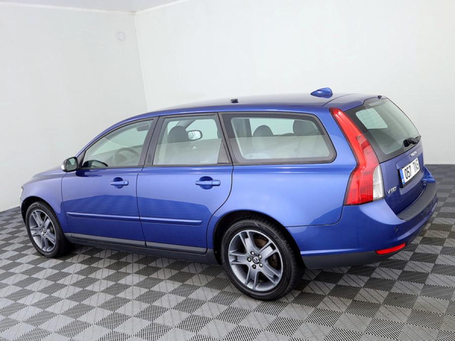 Zils Volvo V50 2007 Tallina, ar dzinēja tilpumu 1.60 L un nobraukumu 279 tūkst. km par 2499 €, foto 5 vietnē AUTOMOTO.COM.LV