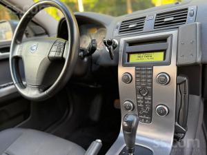 Синий Вольво В50 2007 в Елгава, объемом двигателя 2.40 л и пробегом 324 тыс. км за 2950 €, фото 12 на AUTOMOTO.COM.LV