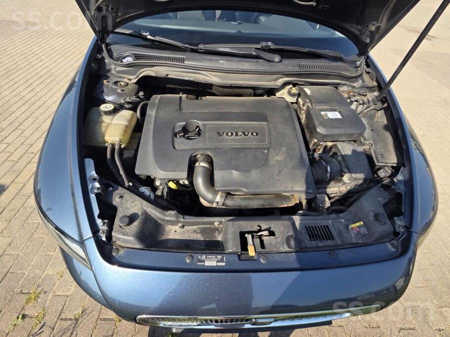 Blue Volvo V50 2007 in Riga, with an engine capacity of 1.60 L and mileage of 289 thousand km for 1560 €, photo 13 on AUTOMOTO.COM.LV