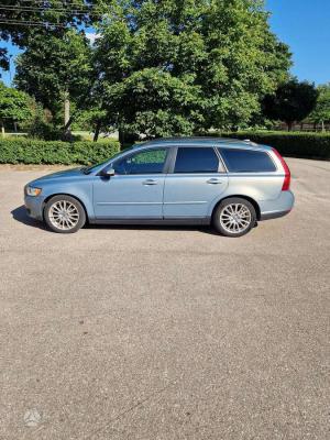 Blue Volvo V50 2007 in Kaunas, with an engine capacity of 2.00 L and mileage of 350 thousand km for 2400 €, photo 5 on AUTOMOTO.COM.LV