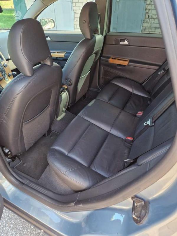 Zils Volvo V50 2007 Kauņa, ar dzinēja tilpumu 2.00 L un nobraukumu 350 tūkst. km par 2400 €, foto 10 vietnē AUTOMOTO.COM.LV