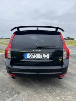 Zils Volvo V50 2007 Tallina, ar dzinēja tilpumu 2.40 L un nobraukumu 336 tūkst. km par 3000 €, foto 6 vietnē AUTOMOTO.COM.LV