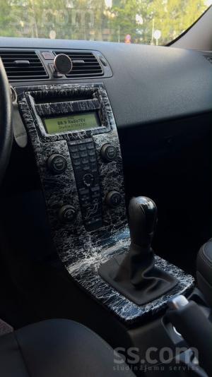 Zils Volvo V50 2007 Liepāja, ar dzinēja tilpumu 2.00 L un nobraukumu 319 tūkst. km par 1555 €, foto 6 vietnē AUTOMOTO.COM.LV