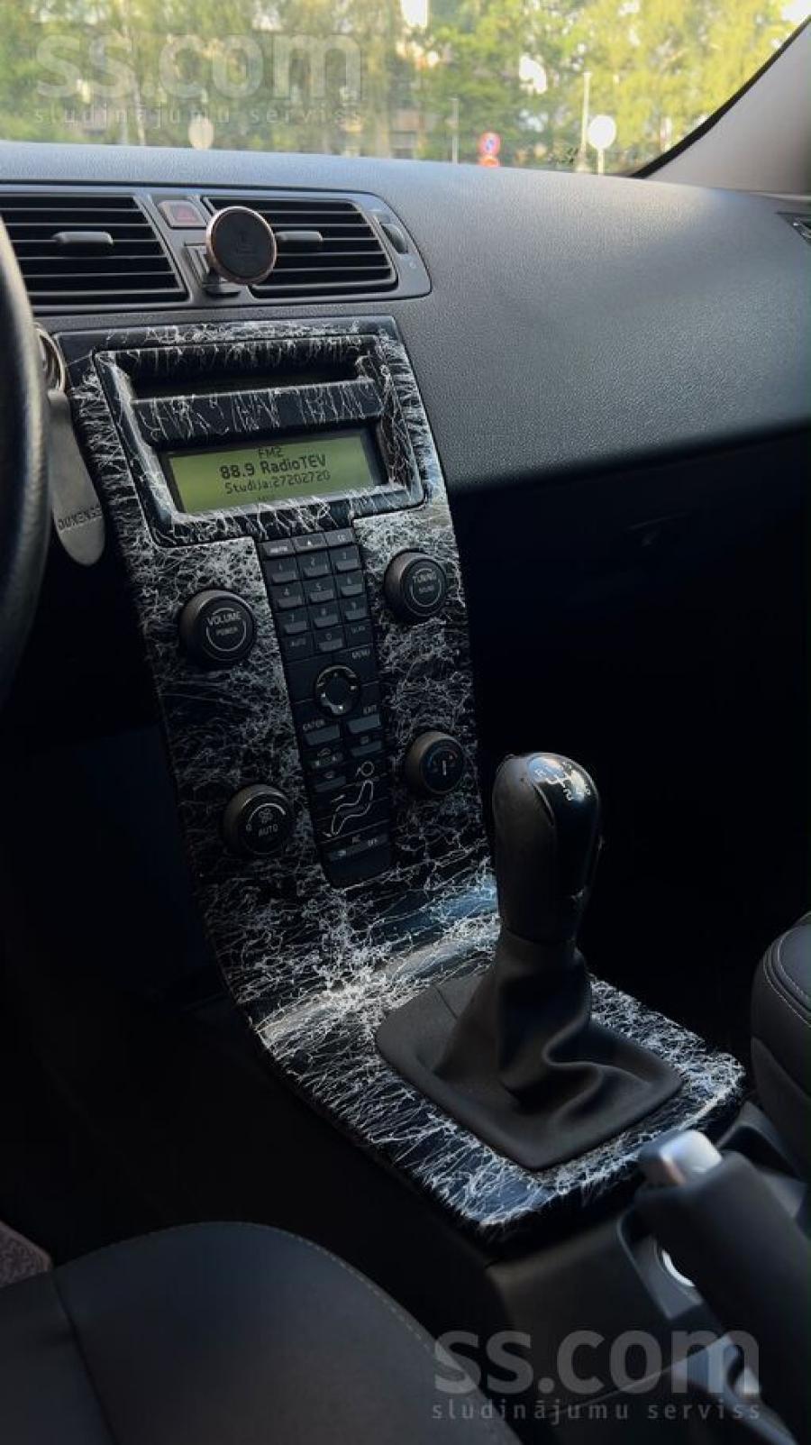 Zils Volvo V50 2007 Liepāja, ar dzinēja tilpumu 2.00 L un nobraukumu 319 tūkst. km par 1555 €, foto 6 vietnē AUTOMOTO.COM.LV