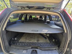 Zils Volvo V50 2007 Rīga, ar dzinēja tilpumu 2.40 L un nobraukumu 415 tūkst. km par 1600 €, foto 8 vietnē AUTOMOTO.COM.LV