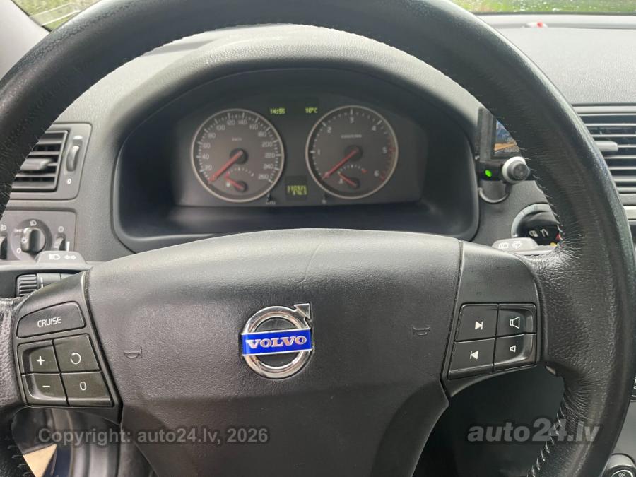 Синий Вольво В50 2007 в Пайде, объемом двигателя 1.60 л и пробегом 331 тыс. км за 1590 €, фото 6 на AUTOMOTO.COM.LV