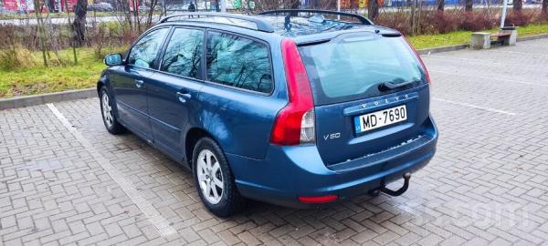 Zils Volvo V50 2008 Jelgava, ar dzinēja tilpumu 1.60 L un nobraukumu 259 tūkst. km par 2100 €, foto 2 vietnē AUTOMOTO.COM.LV
