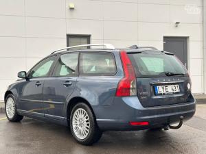 Zils Volvo V50 2008 Kauņa, ar dzinēja tilpumu 2.00 L un nobraukumu 322 tūkst. km par 2350 €, foto 2 vietnē AUTOMOTO.COM.LV