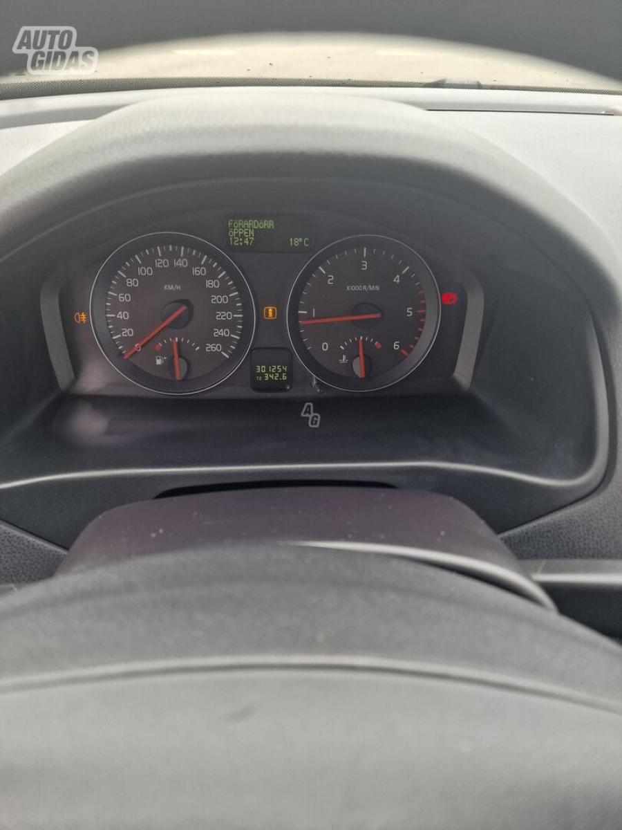 Zils Volvo V50 2008 Kauņa, ar dzinēja tilpumu 2.00 L un nobraukumu 300 tūkst. km par 2850 €, foto 16 vietnē AUTOMOTO.COM.LV
