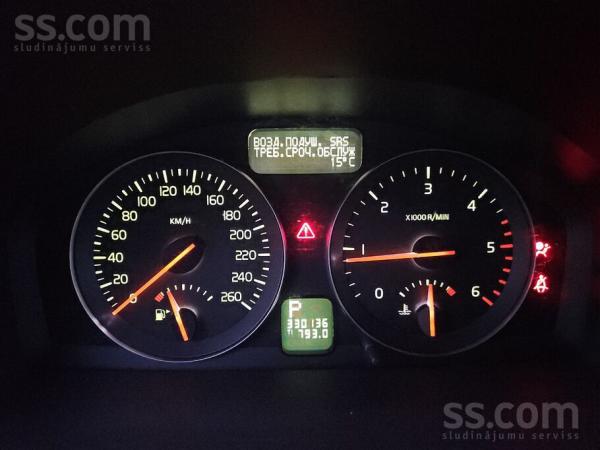 Blue Volvo V50 2008 in Riga, with an engine capacity of 2.00 L and mileage of 330 thousand km for 2800 €, photo 10 on AUTOMOTO.COM.LV