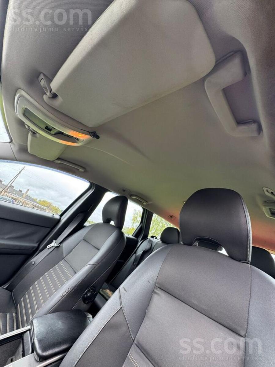 Blue Volvo V50 2008 in Aluksne, with an engine capacity of 2.00 L and mileage of 358 thousand km for 2100 €, photo 9 on AUTOMOTO.COM.LV