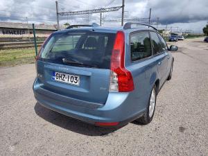 Blue Volvo V50 2008 in Siauliai, with an engine capacity of 1.56 L and mileage of 373 thousand km for 2550 €, photo 7 on AUTOMOTO.COM.LV