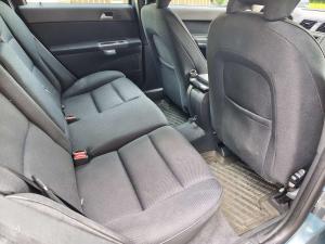 Blue Volvo V50 2008 in Siauliai, with an engine capacity of 1.56 L and mileage of 373 thousand km for 2550 €, photo 17 on AUTOMOTO.COM.LV