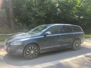 Zils Volvo V50 2008 Trakai, ar dzinēja tilpumu 1.56 L un nobraukumu 318 tūkst. km par 1699 €, foto 3 vietnē AUTOMOTO.COM.LV