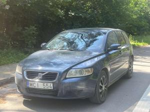 Zils Volvo V50 2008 Trakai, ar dzinēja tilpumu 1.56 L un nobraukumu 318 tūkst. km par 1699 €, foto 4 vietnē AUTOMOTO.COM.LV