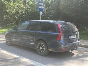 Zils Volvo V50 2008 Trakai, ar dzinēja tilpumu 1.56 L un nobraukumu 318 tūkst. km par 1699 €, foto 7 vietnē AUTOMOTO.COM.LV