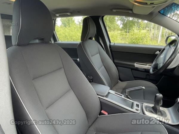Синий Вольво В50 2008 в Тарту, объемом двигателя 1.60 л и пробегом 295 тыс. км за 2790 €, фото 6 на AUTOMOTO.COM.LV