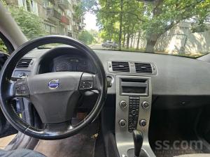 Синий Вольво В50 2008 в Рига, объемом двигателя 2.00 л и пробегом 0 тыс. км за 2800 €, фото 5 на AUTOMOTO.COM.LV