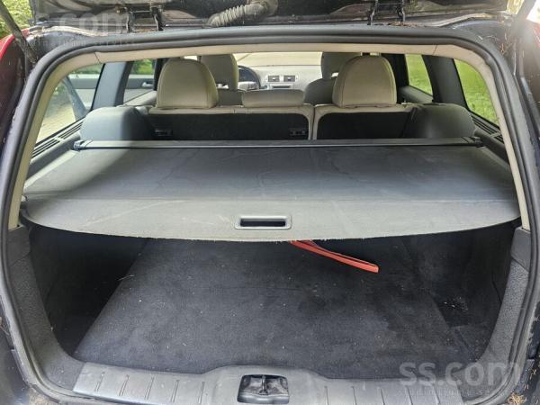 Zils Volvo V50 2008 Rīga, ar dzinēja tilpumu 2.00 L un nobraukumu 0 tūkst. km par 2800 €, foto 6 vietnē AUTOMOTO.COM.LV