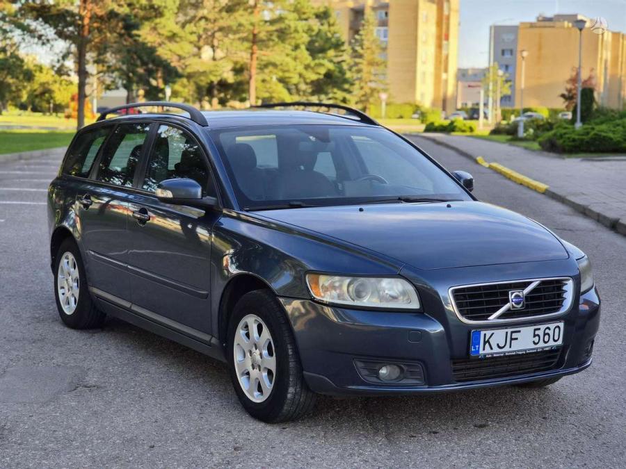 Синий Вольво В50 2008 в Купишкис, объемом двигателя 1.56 л и пробегом 335 тыс. км за 1300 €, фото 3 на AUTOMOTO.COM.LV