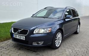 Zils Volvo V50 2008 Rīga, ar dzinēja tilpumu 2.00 L un nobraukumu 241 tūkst. km par 3850 €, foto  vietnē AUTOMOTO.COM.LV