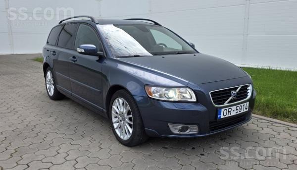 Blue Volvo V50 2008 in Riga, with an engine capacity of 2.00 L and mileage of 241 thousand km for 3850 €, photo 9 on AUTOMOTO.COM.LV