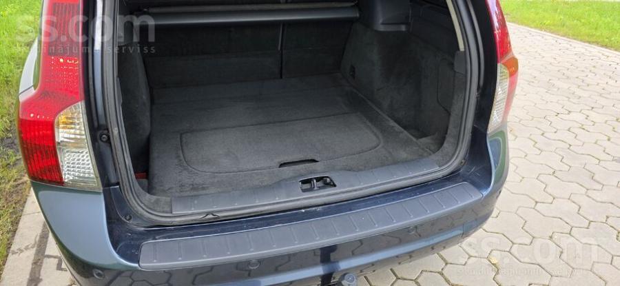 Zils Volvo V50 2008 Rīga, ar dzinēja tilpumu 2.00 L un nobraukumu 241 tūkst. km par 3850 €, foto 19 vietnē AUTOMOTO.COM.LV