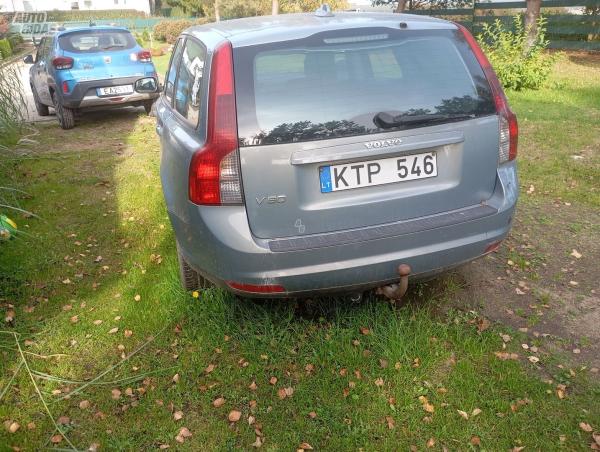 Volvo V50 2008 Prienai vietnē Zils Volvo V50 2008 Prienai, ar dzinēja tilpumu 1.60 L un nobraukumu 310 tūkst. km par 550 €, foto 4 vietnē AUTOMOTO.COM.LV