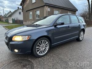 Blue Volvo V50 2009 in Daugavpils, with an engine capacity of 1.60 L and mileage of 291 thousand km for 2100 €, photo 9 on AUTOMOTO.COM.LV