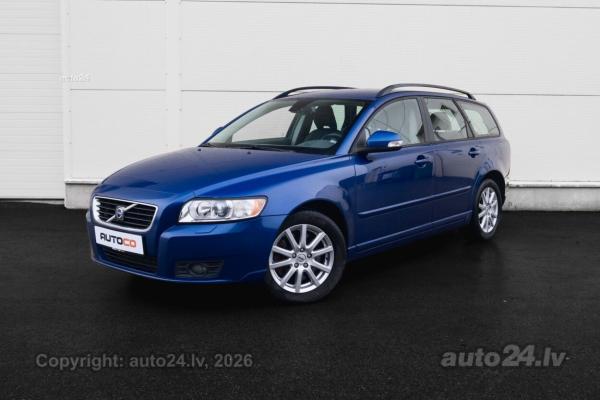 Blue Volvo V50 2009 in Tallinn, with an engine capacity of 2.40 L and mileage of 221 thousand km for 4999 €, photo 1 on AUTOMOTO.COM.LV