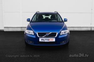 Blue Volvo V50 2009 in Tallinn, with an engine capacity of 2.40 L and mileage of 221 thousand km for 4999 €, photo 3 on AUTOMOTO.COM.LV
