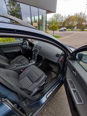 Zils Volvo V50 2009 Kauņa, ar dzinēja tilpumu 1.60 L un nobraukumu 361 tūkst. km par 2700 €, foto 18 vietnē AUTOMOTO.COM.LV