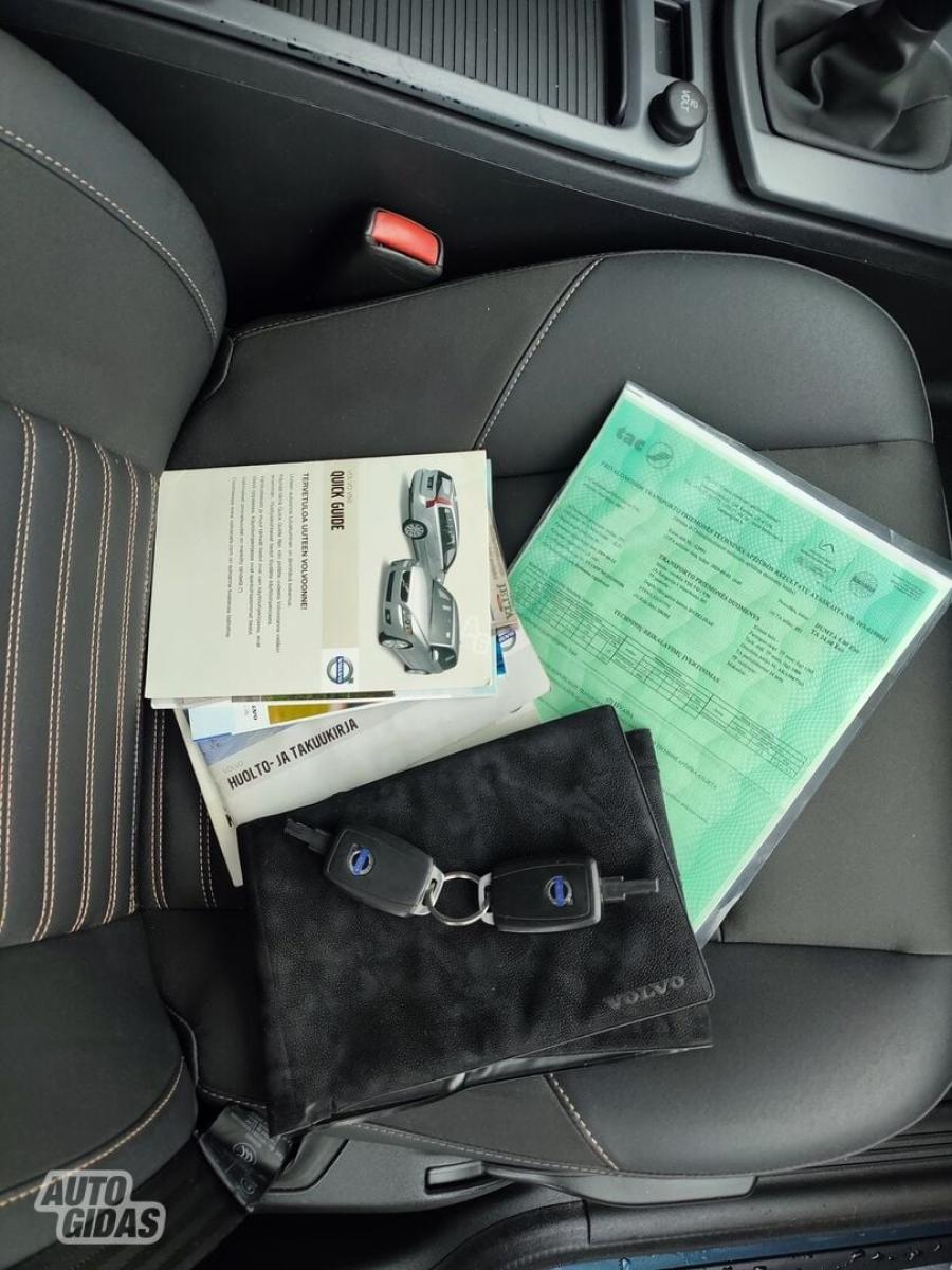 Zils Volvo V50 2009 Kauņa, ar dzinēja tilpumu 1.60 L un nobraukumu 361 tūkst. km par 2700 €, foto 21 vietnē AUTOMOTO.COM.LV