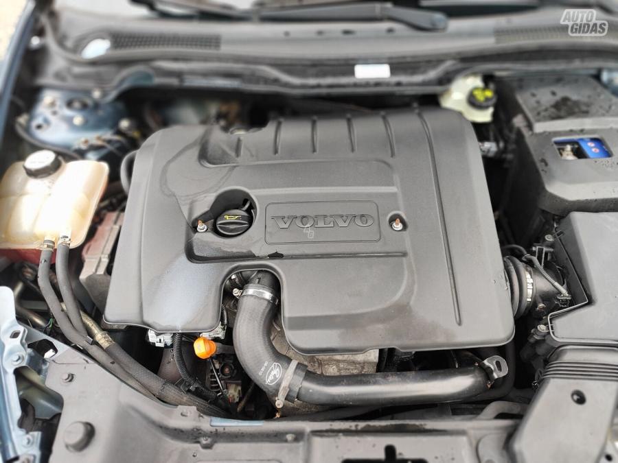 Blue Volvo V50 2009 in Marijampole, with an engine capacity of 1.60 L and mileage of 230 thousand km for 2450 €, photo 15 on AUTOMOTO.COM.LV