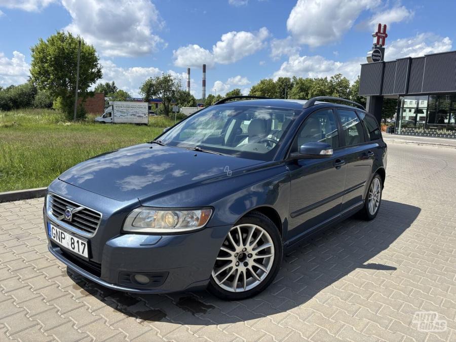 Синий Вольво В50 2009 в Каунас, объемом двигателя 2.00 л и пробегом 350 тыс. км за 2500 €, фото 4 на AUTOMOTO.COM.LV