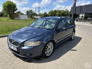Синий Вольво В50 2009 в Каунас, объемом двигателя 2.00 л и пробегом 350 тыс. км за 2500 €, фото 5 на AUTOMOTO.COM.LV