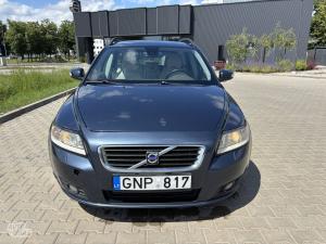 Синий Вольво В50 2009 в Каунас, объемом двигателя 2.00 л и пробегом 350 тыс. км за 2500 €, фото 6 на AUTOMOTO.COM.LV