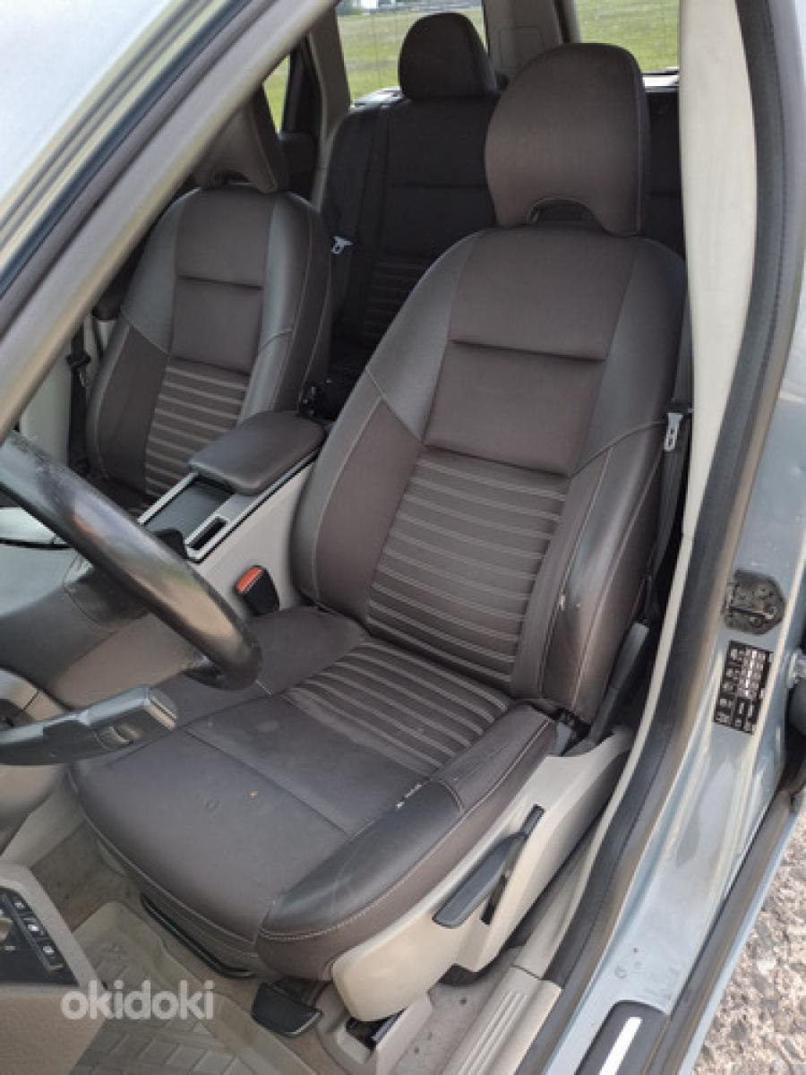 Zils Volvo V50 2009 Tapa, ar dzinēja tilpumu 2.00 L un nobraukumu 363 tūkst. km par 3000 €, foto 12 vietnē AUTOMOTO.COM.LV