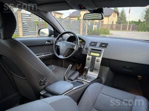 Синий Вольво В50 2009 в Елгава, объемом двигателя 2.00 л и пробегом 273 тыс. км за 3800 €, фото 11 на AUTOMOTO.COM.LV