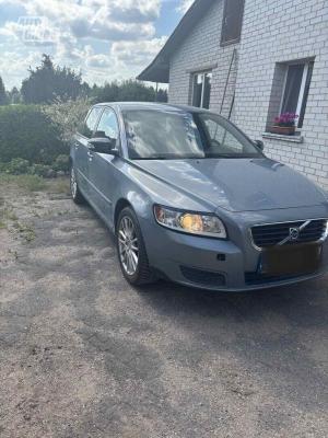 Blue Volvo V50 2009 in Vilnius, with an engine capacity of 1.60 L and mileage of 256 thousand km for 2290 €, photo 3 on AUTOMOTO.COM.LV