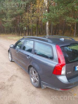 Blue Volvo V50 2009 in Daugavpils, with an engine capacity of 1.60 L and mileage of 280 thousand km for 2200 €, photo  on AUTOMOTO.COM.LV