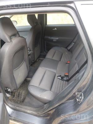 Zils Volvo V50 2009 Daugavpils, ar dzinēja tilpumu 1.60 L un nobraukumu 280 tūkst. km par 2200 €, foto 7 vietnē AUTOMOTO.COM.LV
