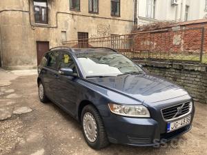 Blue Volvo V50 2009 in Riga, with an engine capacity of 1.60 L and mileage of 249 thousand km for 1500 €, photo 3 on AUTOMOTO.COM.LV